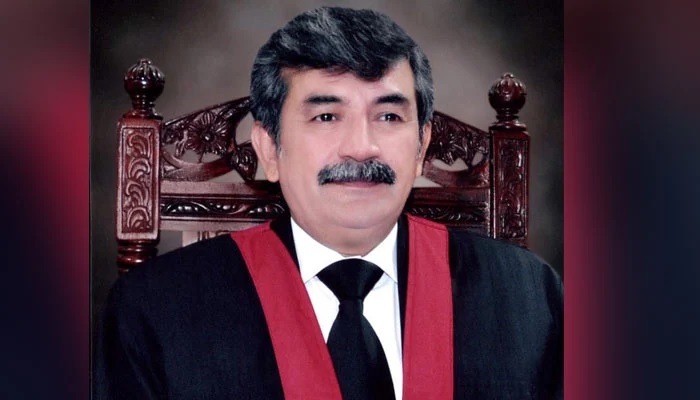Justice Shahid Jamil resigns as LHC judge citing 'personal reasons ...